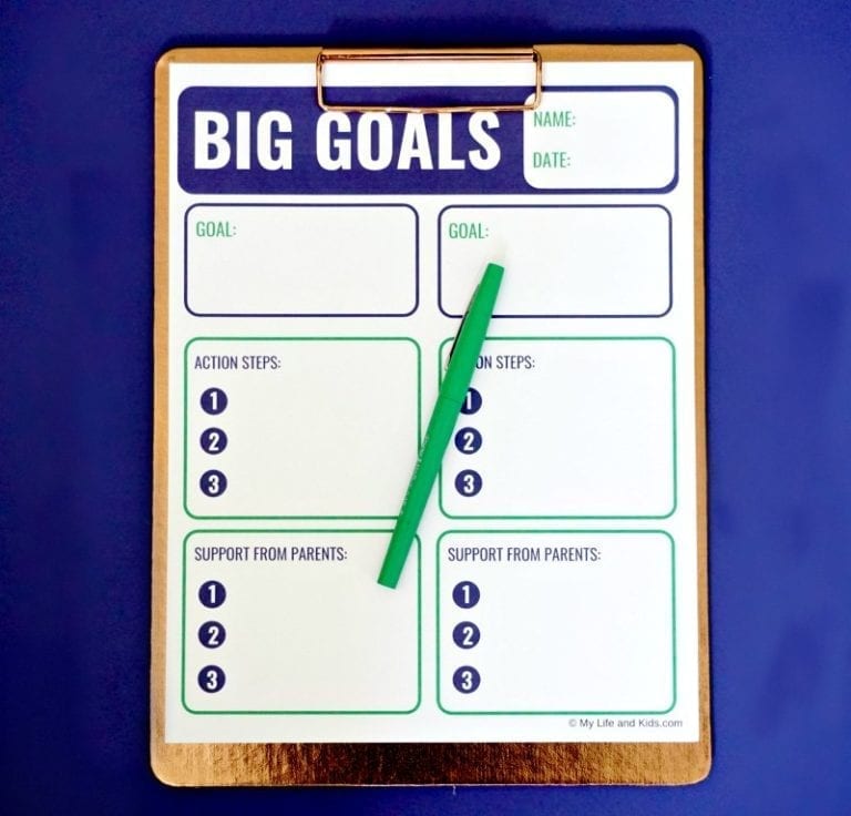 How to Help Your Kids Achieve Their Goals + A Free Printable
