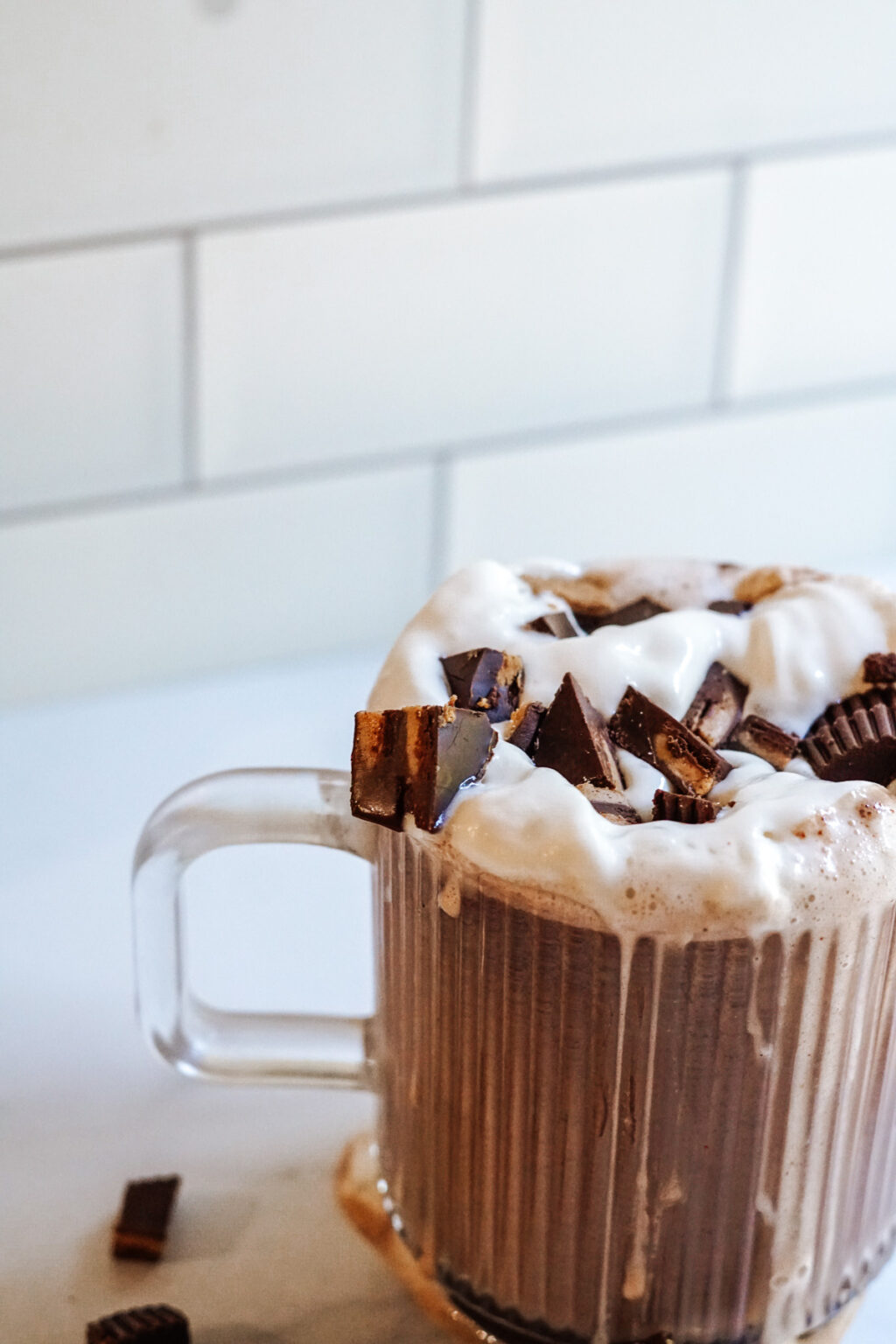 Baileys Irish Cream and Peanut Butter Cup Hot Chocolate Recipe - My Life and Kids