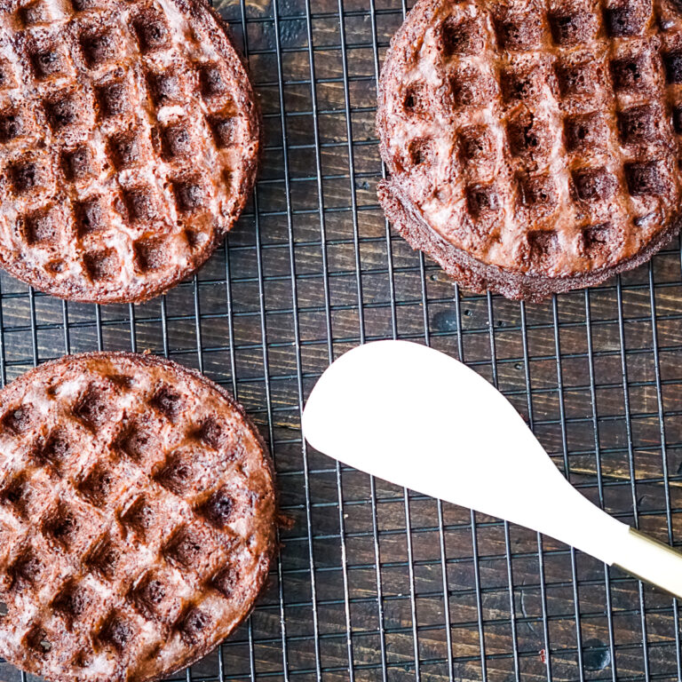 Recipe: Easy Brownie Waffles in your Dash Mini Waffle Maker - My Life ...